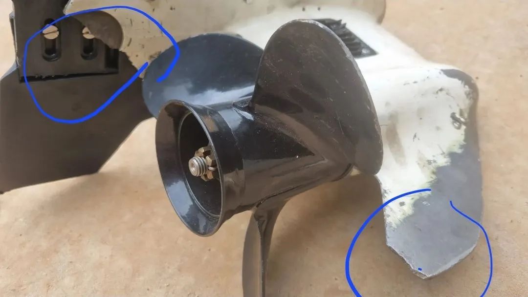 Rabeta completa motor jhonson 25hp usado - Peças para barcos e ...