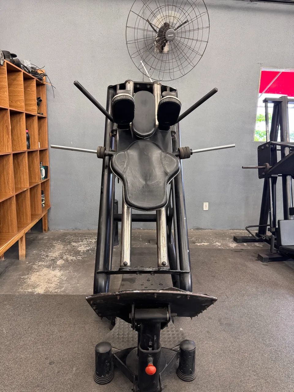 Hack Machine - Robusto - Academia e Exercícios - Canivete, Linhares ...