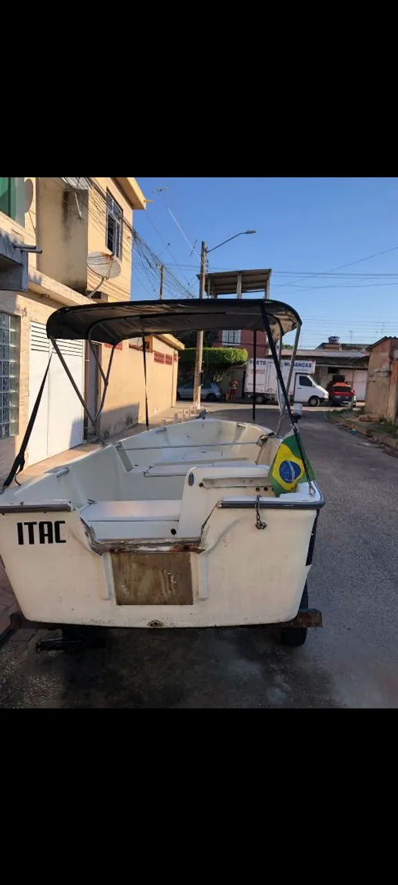"barco de fibra" no Brasil