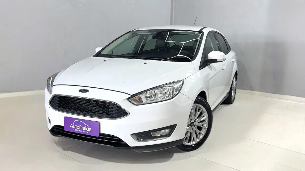 FORD FOCUS 2.0 16V/SE/SE PLUS FLEX 5P AUT. Usados e Novos