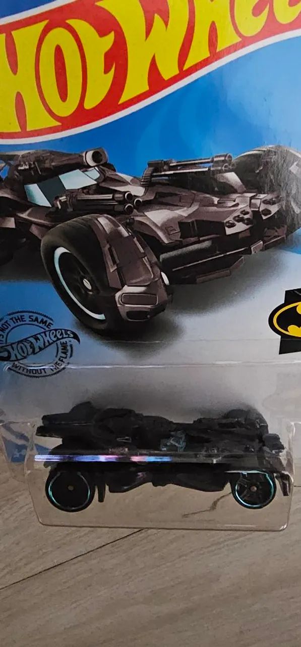 Hot Wheels - Batmobile Justice League - Hobbies e coleções - Asa Sul ...