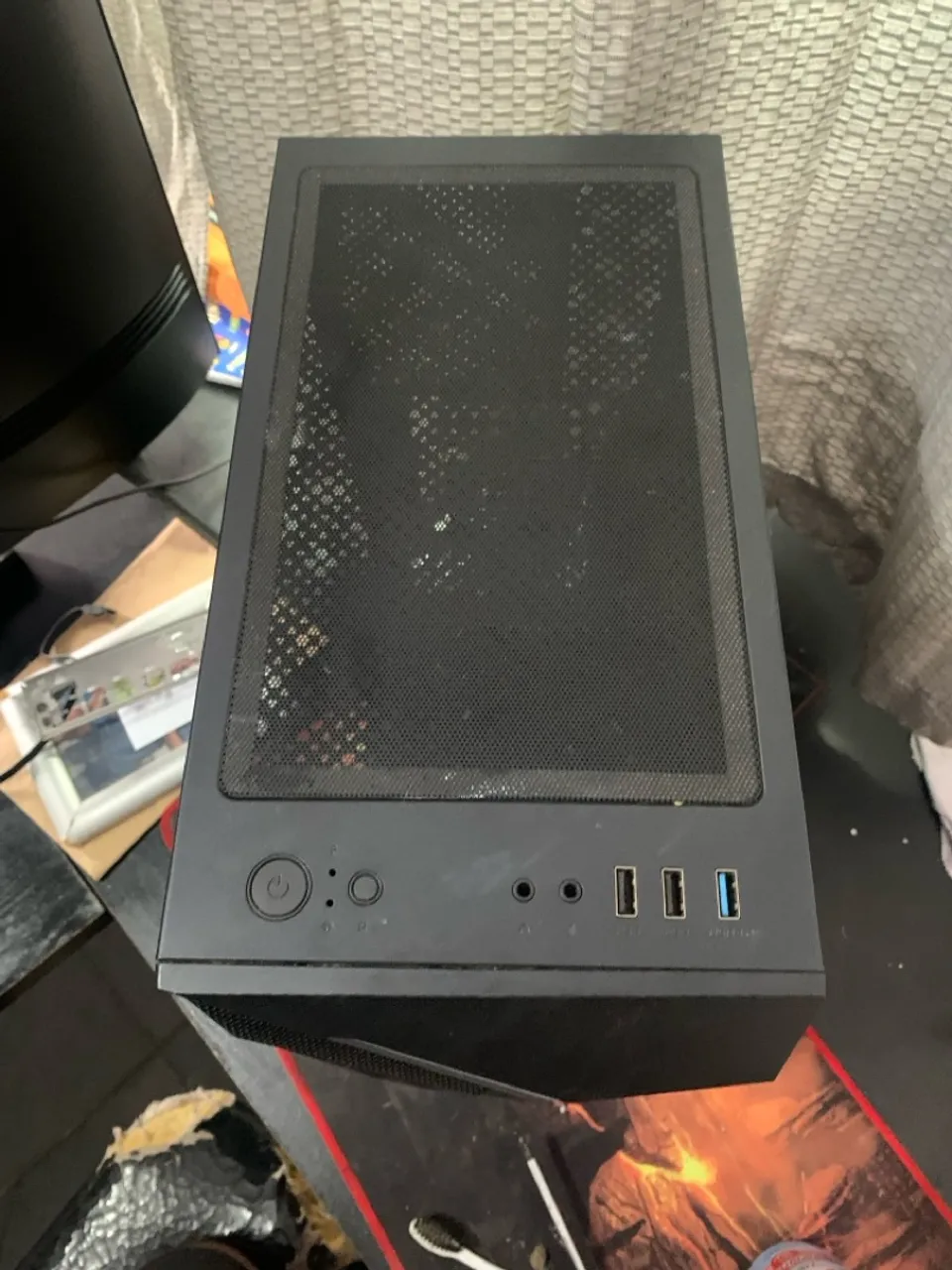 Gabinetes de PC no Brasil