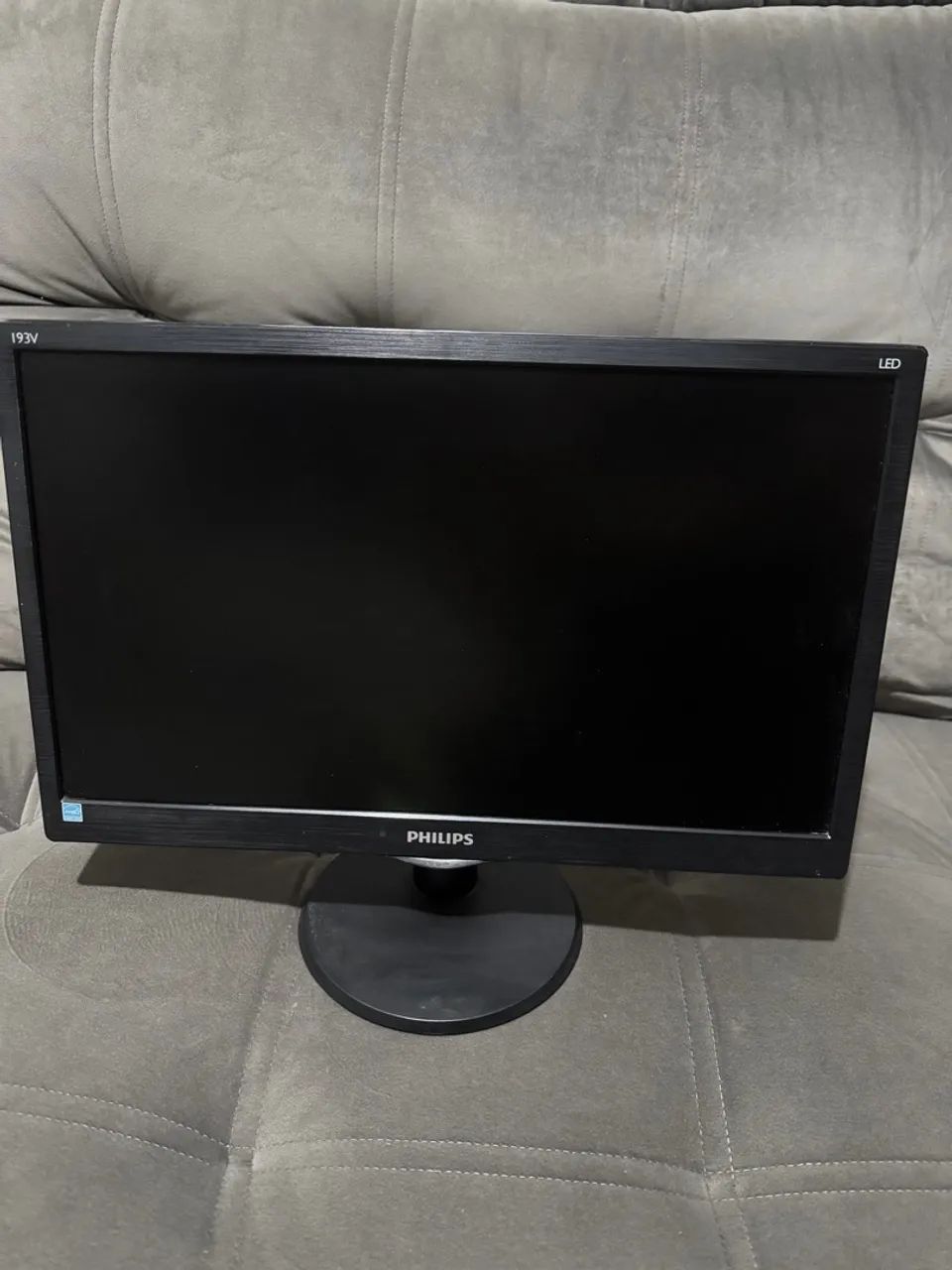 Monitor Philips LED 19.5 polegadas - Monitores - Alvarenga, São Bernardo do Campo 1387717679 | OLX