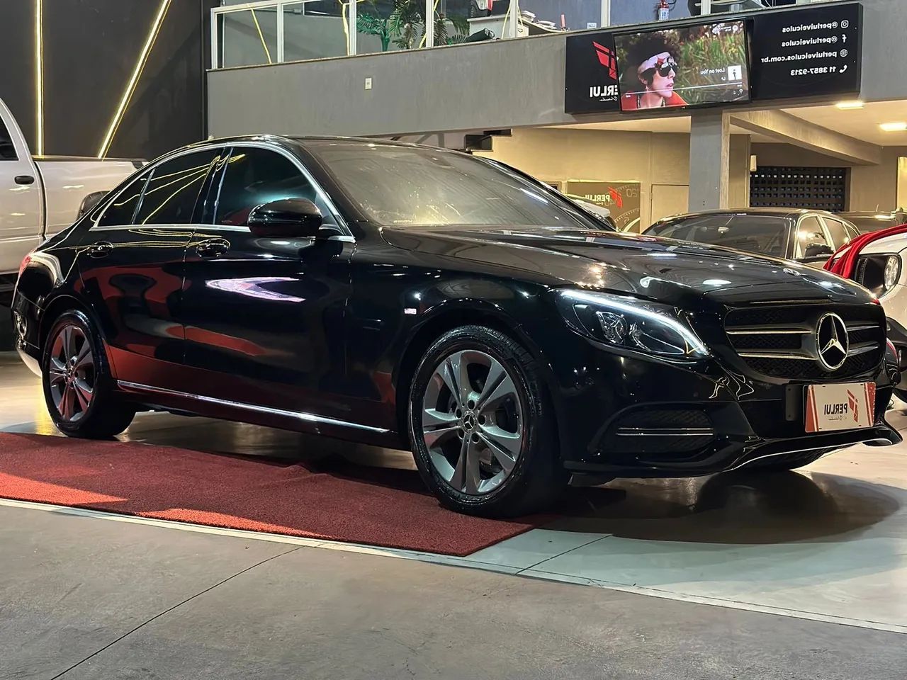 MERCEDES-BENZ C-180 2018 Usados e Novos