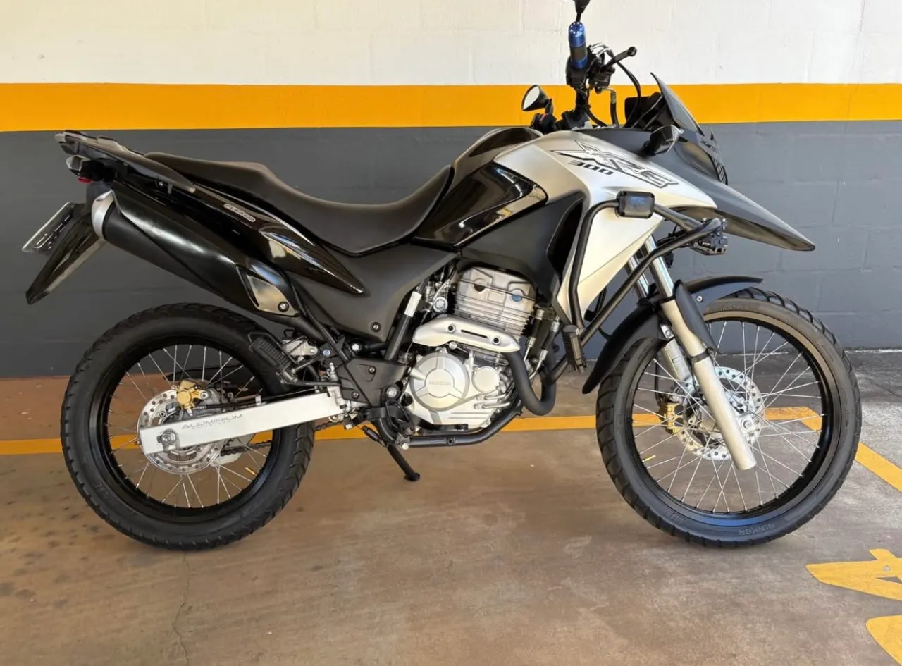 Motos HONDA XRE no Brasil