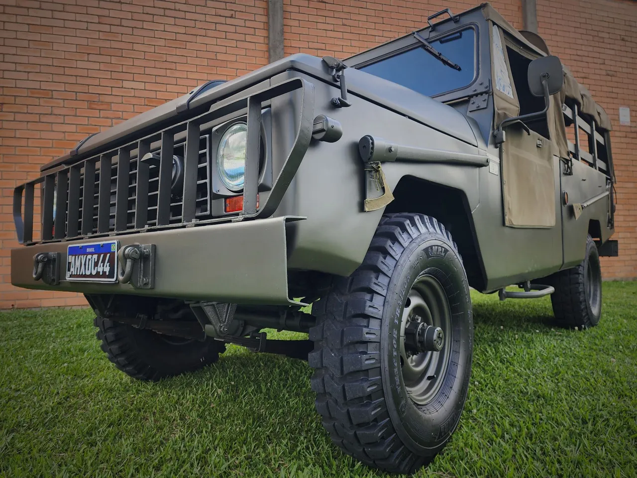 ENGESA Usados e Novos