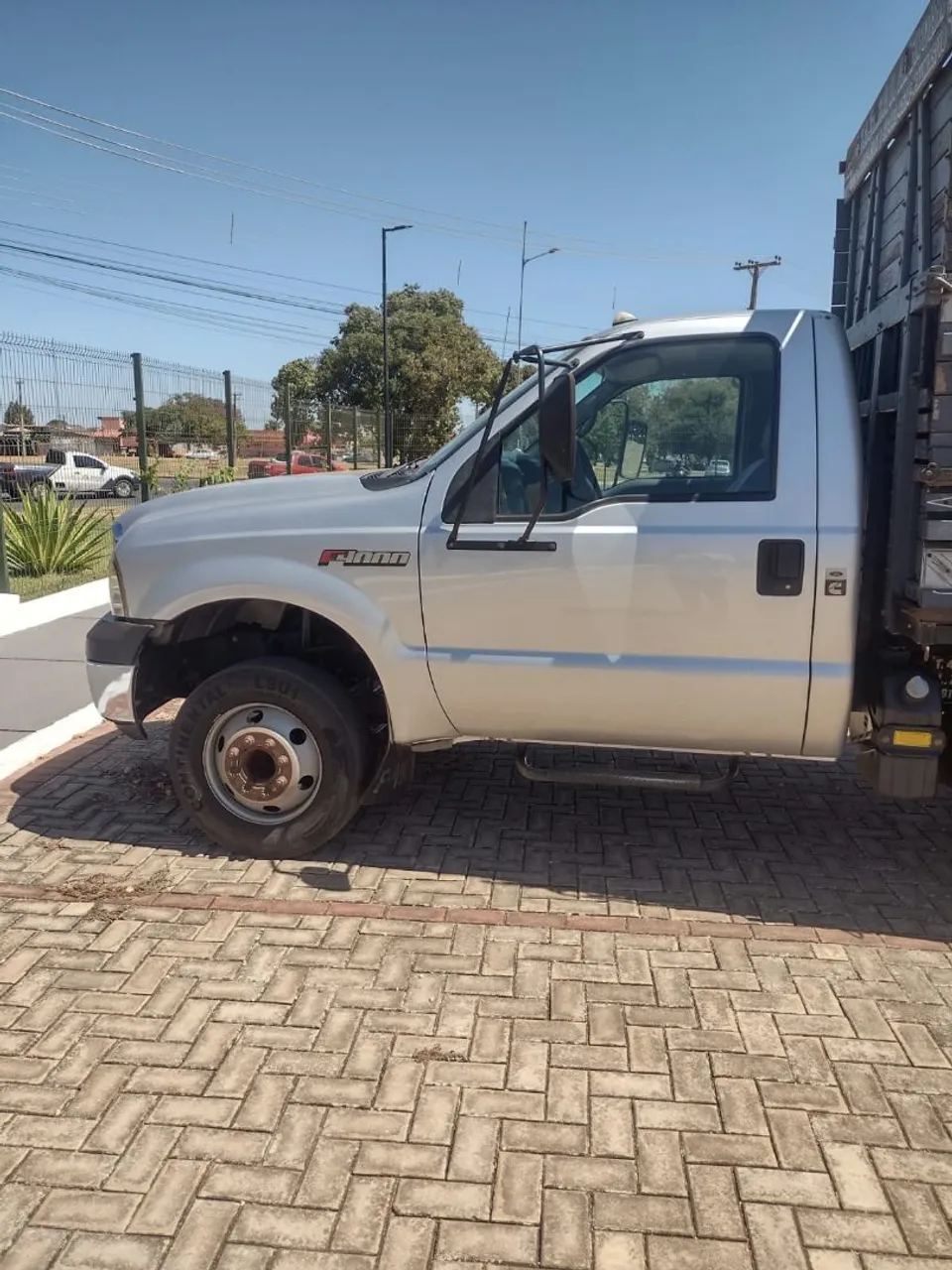 FORD F-4000 Usados e Novos