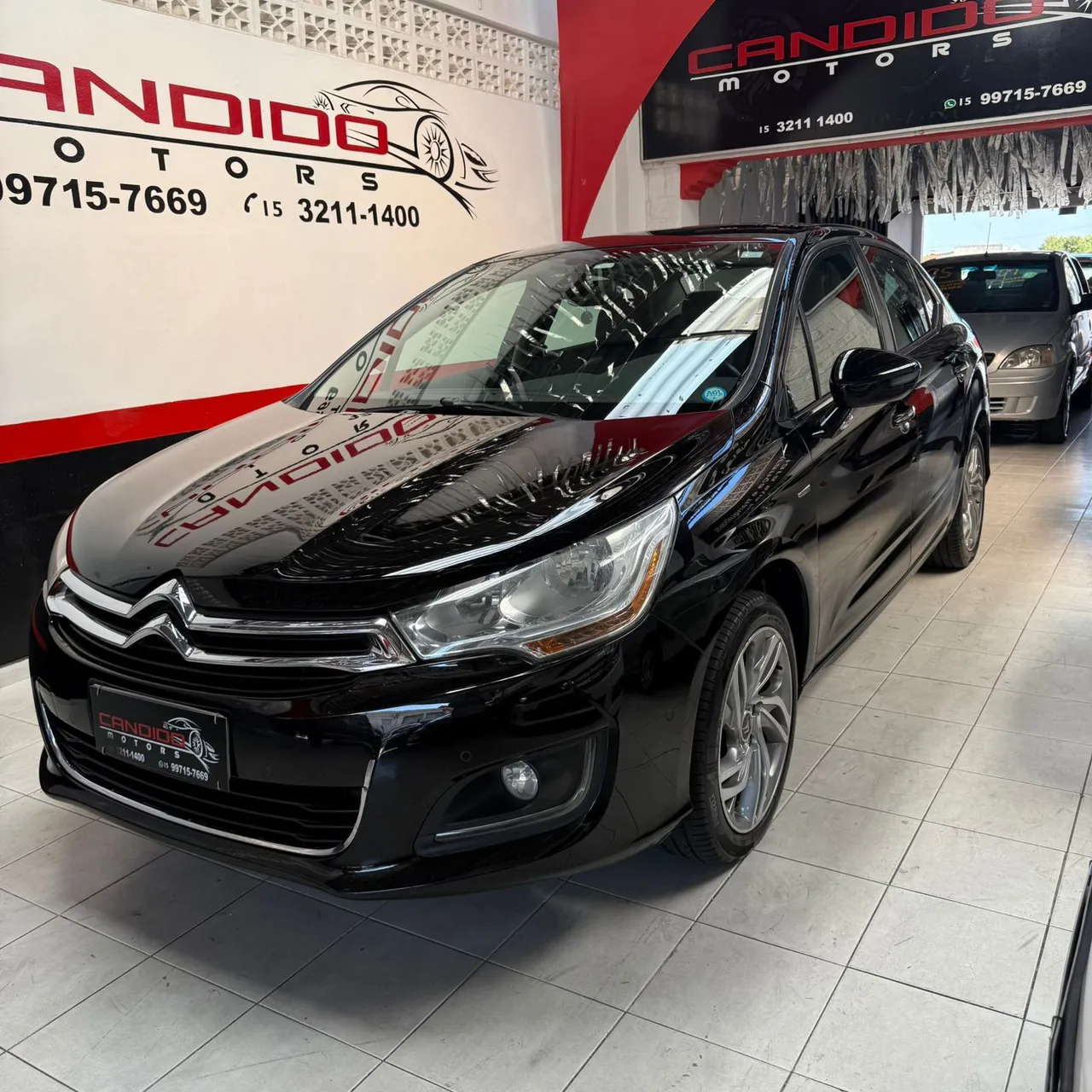 Citroen C4 LOUNGE EXCLUSIVE 1.6 TURBO 4P AUT. Usados e Novos