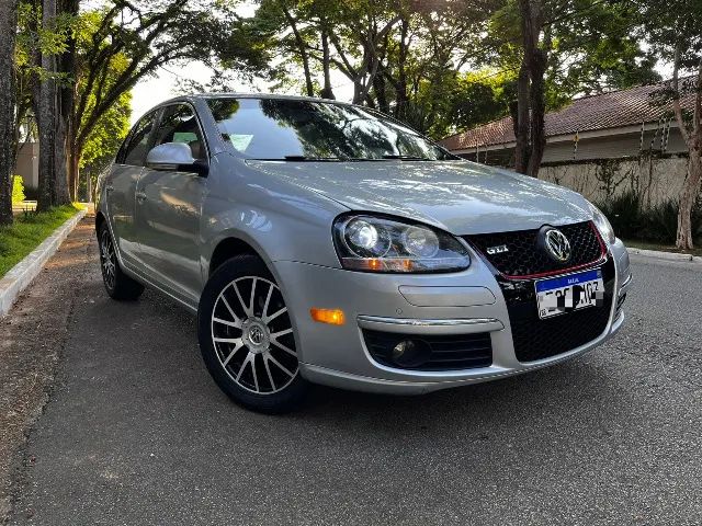 VOLKSWAGEN JETTA 2010 Usados e Novos
