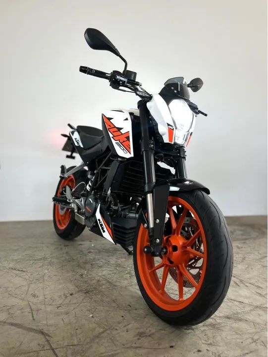 Motos KTM DUKE no Brasil