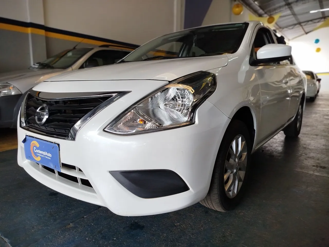 NISSAN VERSA 2015 Usados e Novos