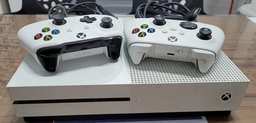"consoles xbox one s" - Consoles de Vídeo Game no Brasil