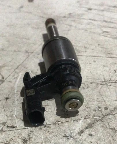 Bico Injetor Golf Audi A3 1.4 Tsi / 04e906036e - Peças para carros ...