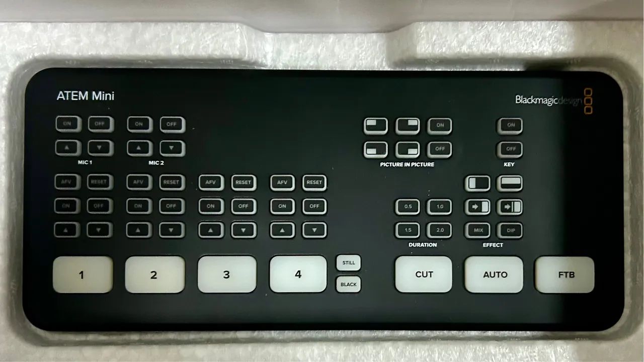 ATEM Mini - Mixer de Vídeo Blackmagic Design - Dispositivos de ...