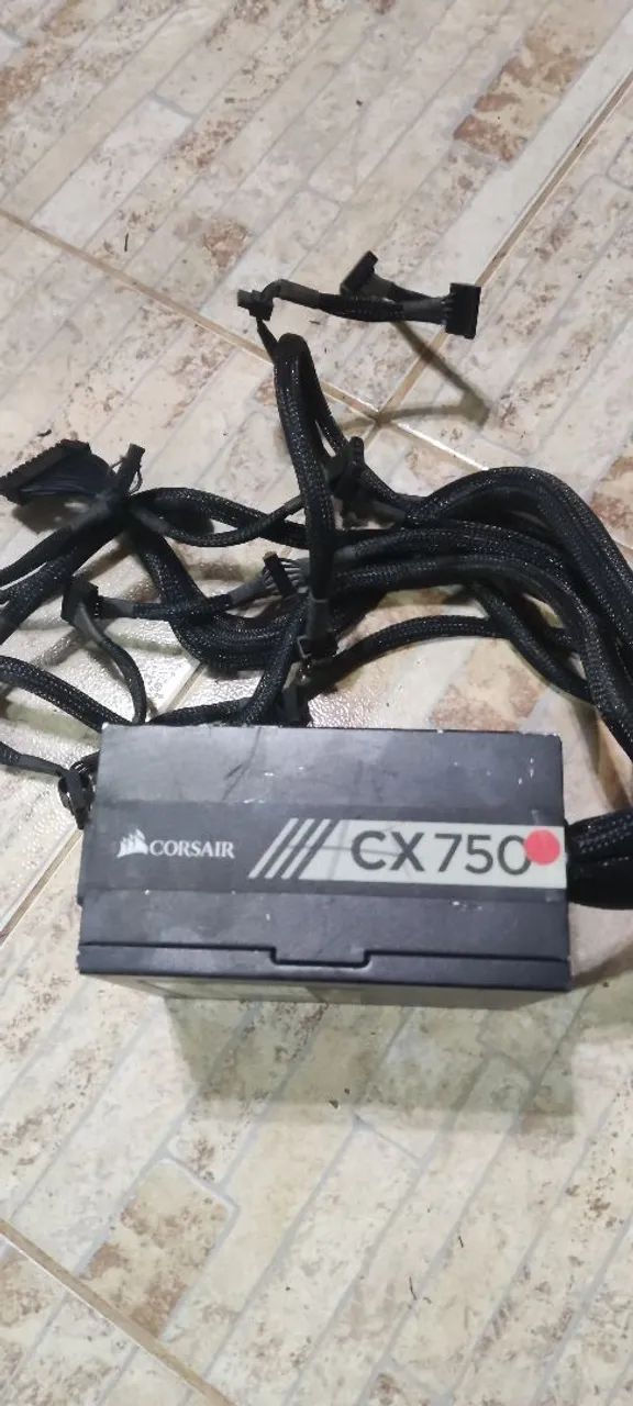 Fonte PC gamer de 750w selo 80 plus com PCI-e de 8 pinos - Peças de ...