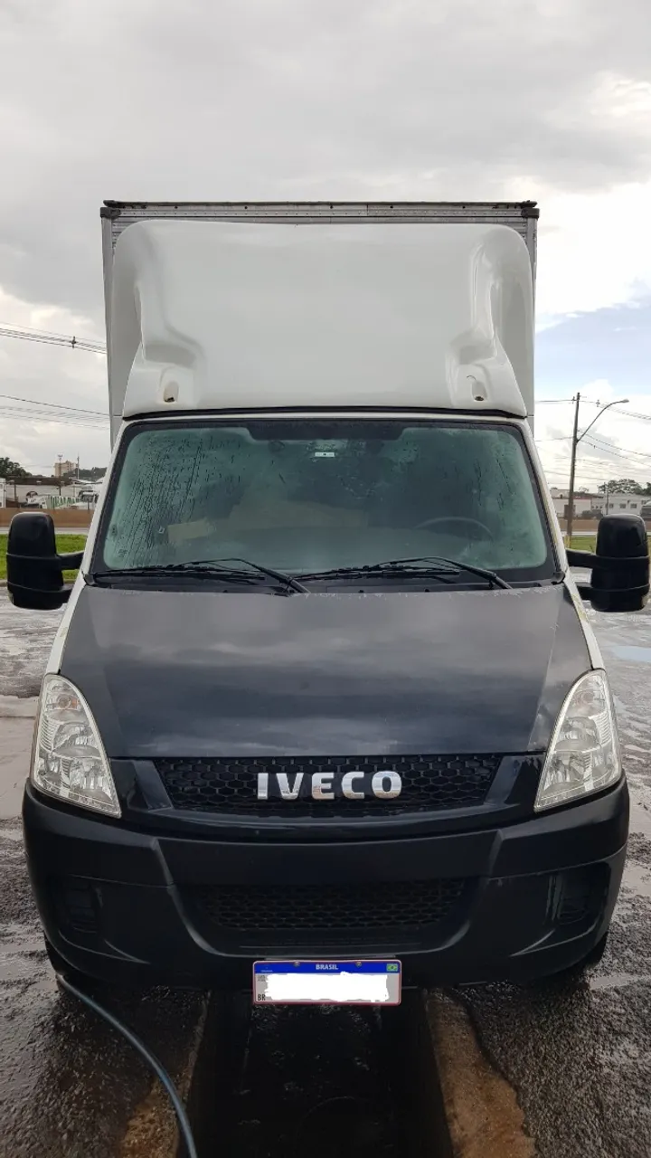 "caminhao vuc" - Caminhões no Brasil