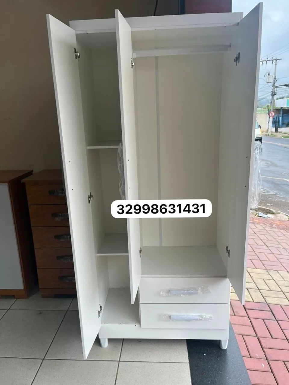 Guarda roupa Solteiro 3 portas e 2 Gavetas na Promoção - Armários e ...