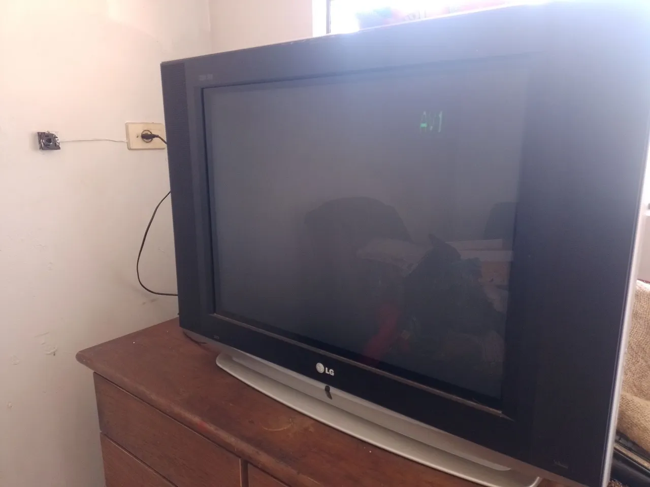 "tv de tubo" - TVs no Brasil
