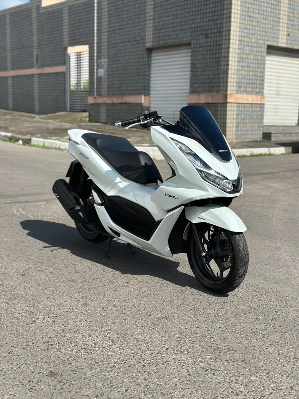 Motos HONDA PCX 2024 no Brasil
