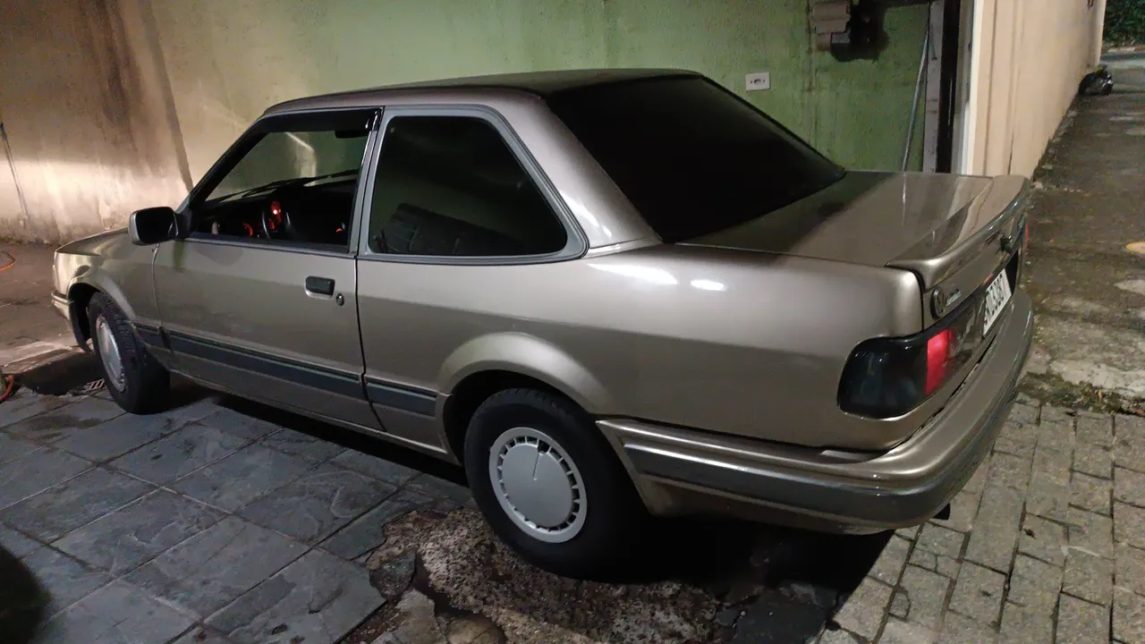 VOLKSWAGEN APOLO Usados e Novos