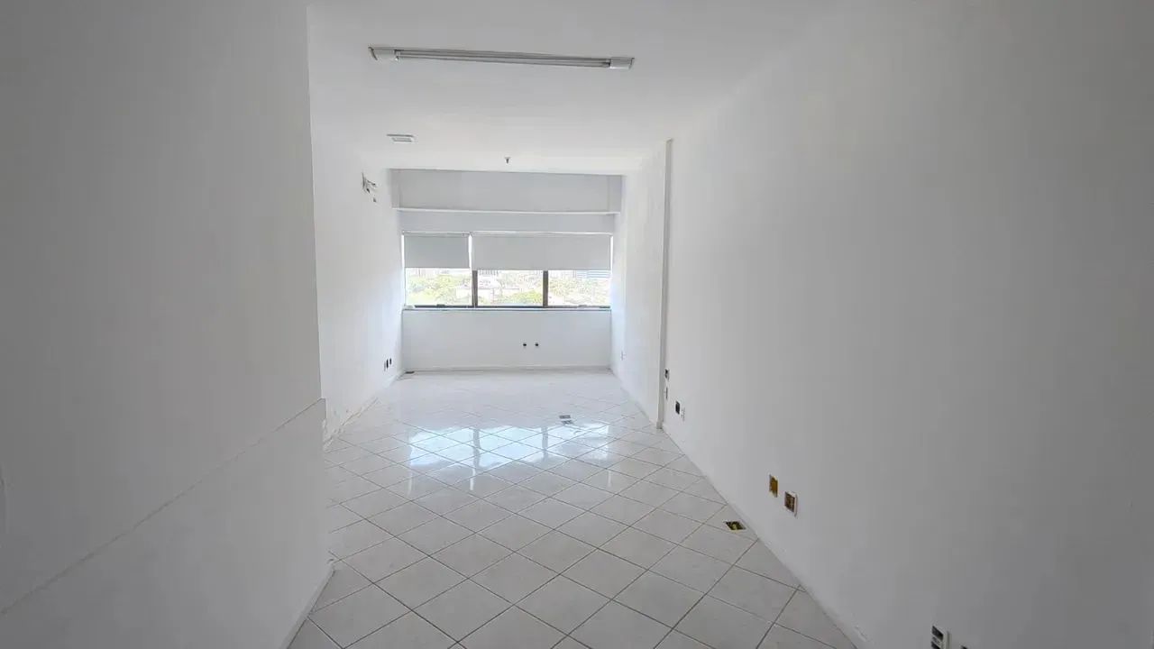 Sala comercial venda tem 28 m² no Blue Chip na Barra da Tijuca - Rio de ...