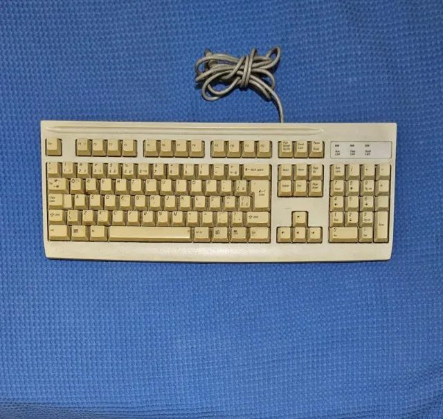 TECLADO MITSUMI COM ENTRADA PS2 - Periféricos e Acessórios de ...