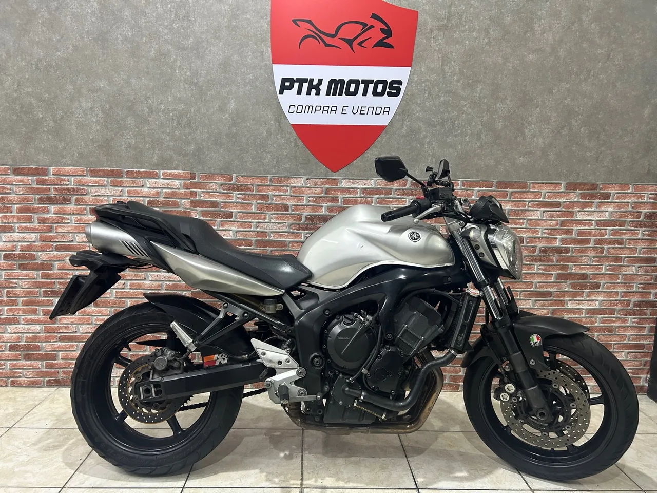 Motos YAMAHA FZ6 no Brasil