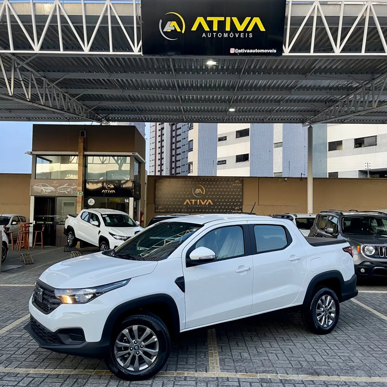 FIAT STRADA Usados e Novos no CE