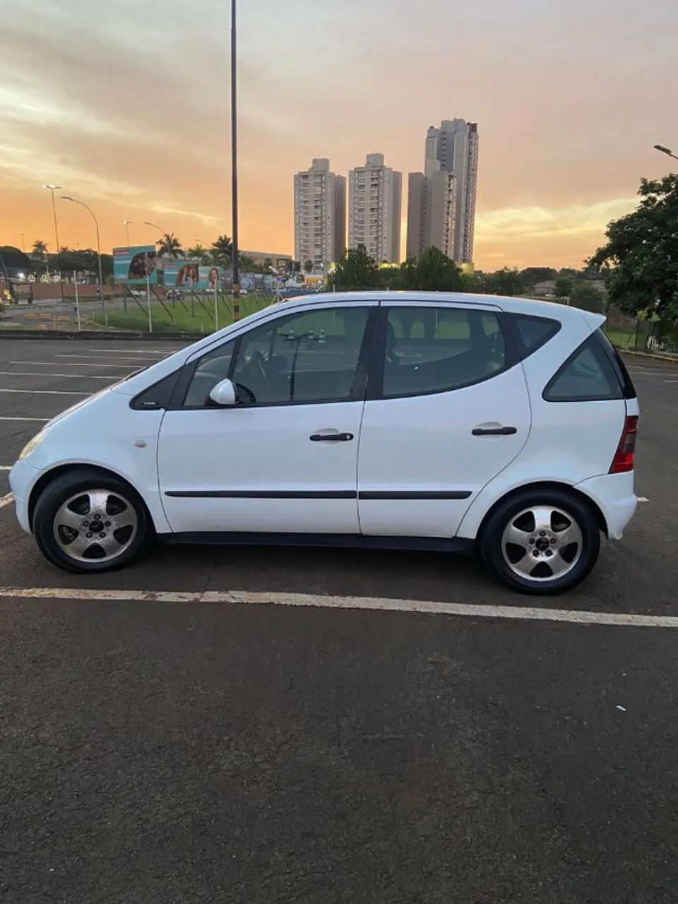 "mercedes benz classe a 160" no Brasil