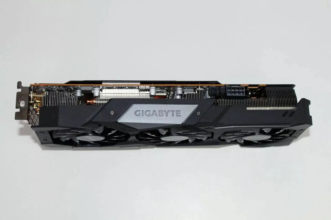 RX 5600 XT 6GB - Placas de Vídeo - Asa Norte, Brasília 1466209245 | OLX