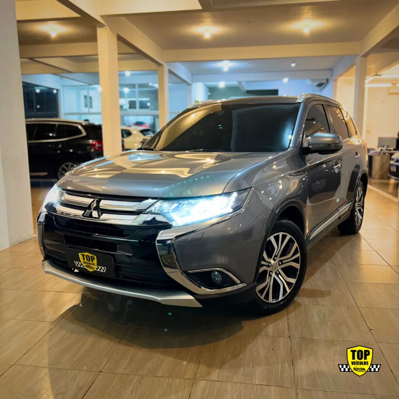 MITSUBISHI OUTLANDER 2018 Usados e Novos
