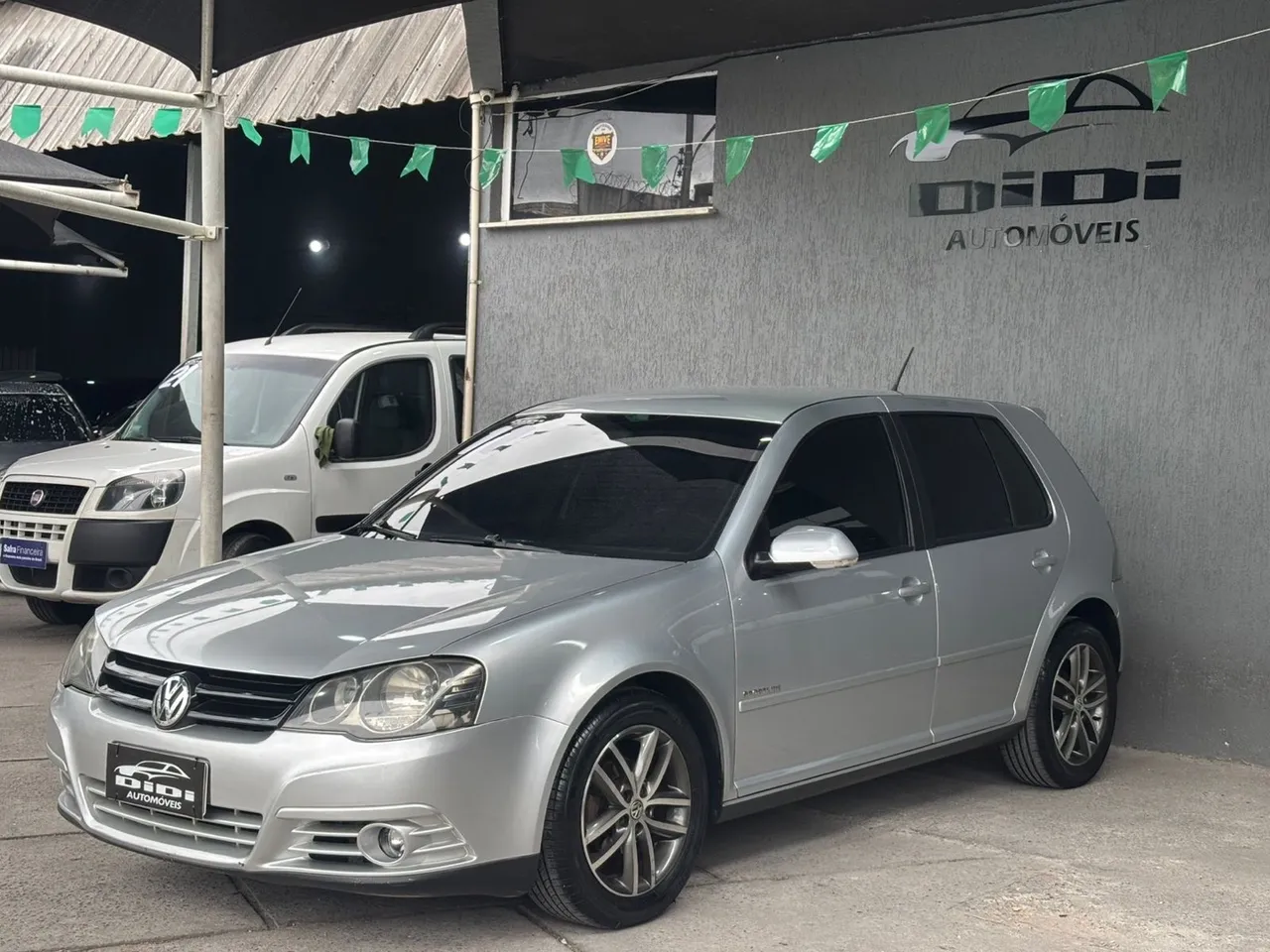 VOLKSWAGEN GOLF 2011 Usados e Novos