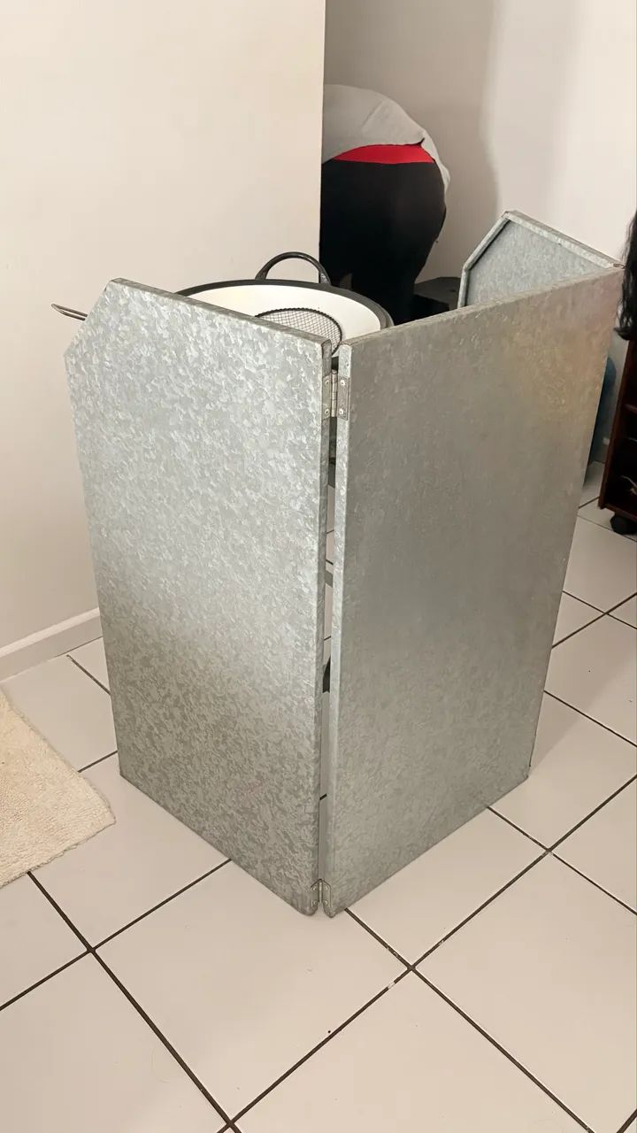 Escudo de vento de metal para fritadeira - Gastronomia e Hotelaria ...