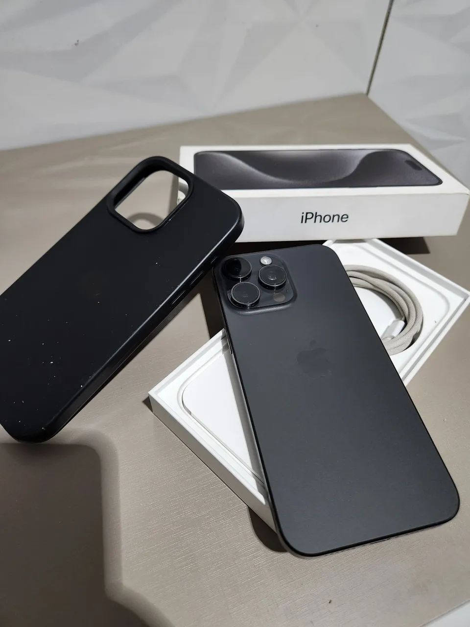 Iphone 15 pro max preto 256GB modelo chip físico perfeito na caixa ...