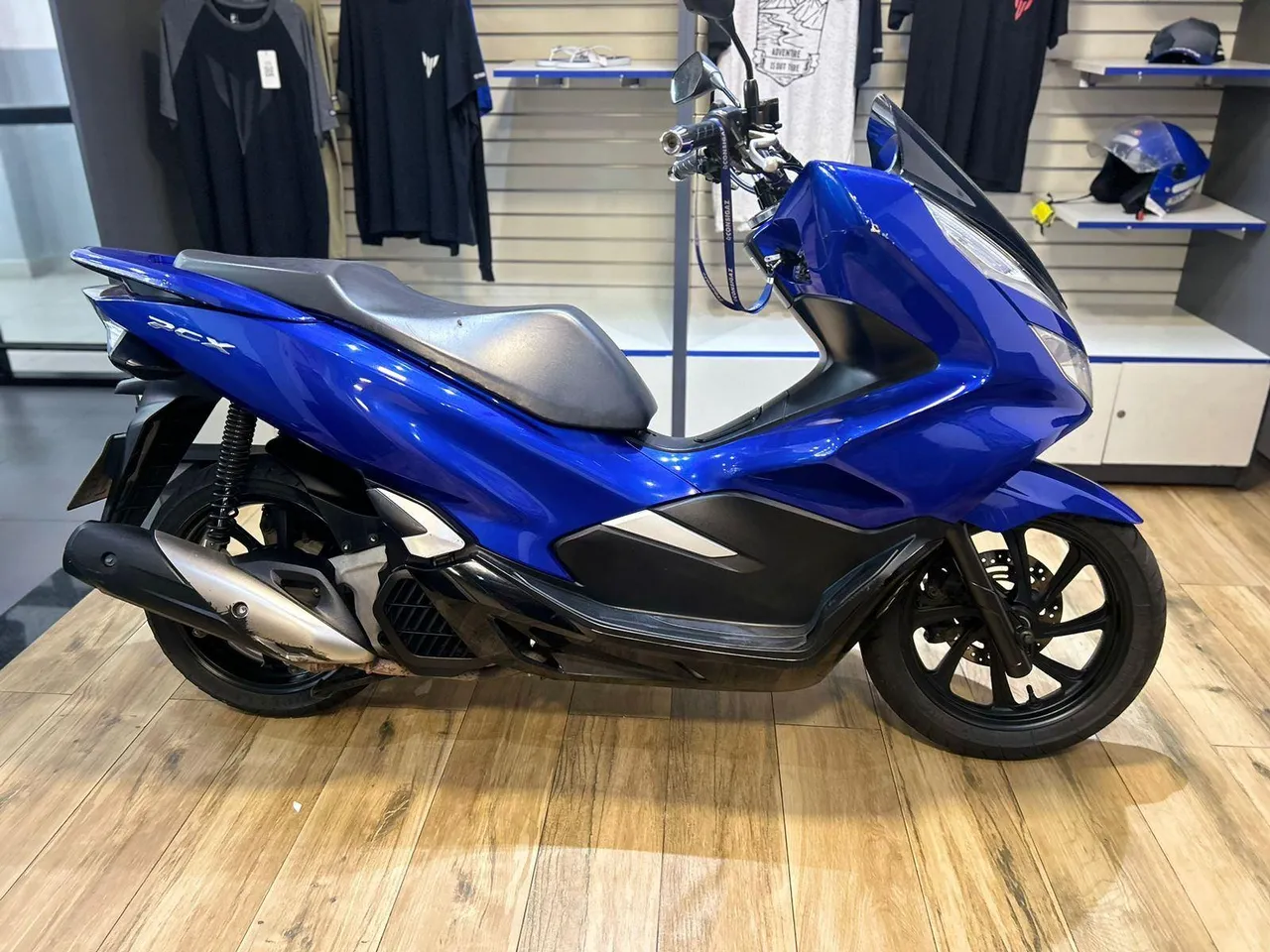 Motos HONDA PCX no Brasil