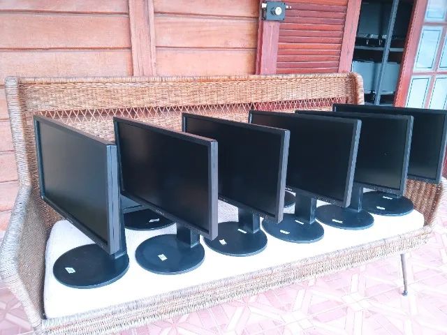 "monitor de led 20 polegadas" no Brasil