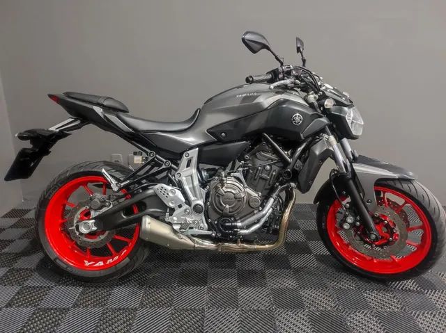 Motos YAMAHA MT-07/MT-07 2016 no Brasil