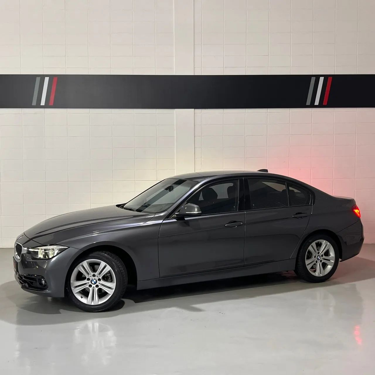 BMW 320I 2018 Usados e Novos