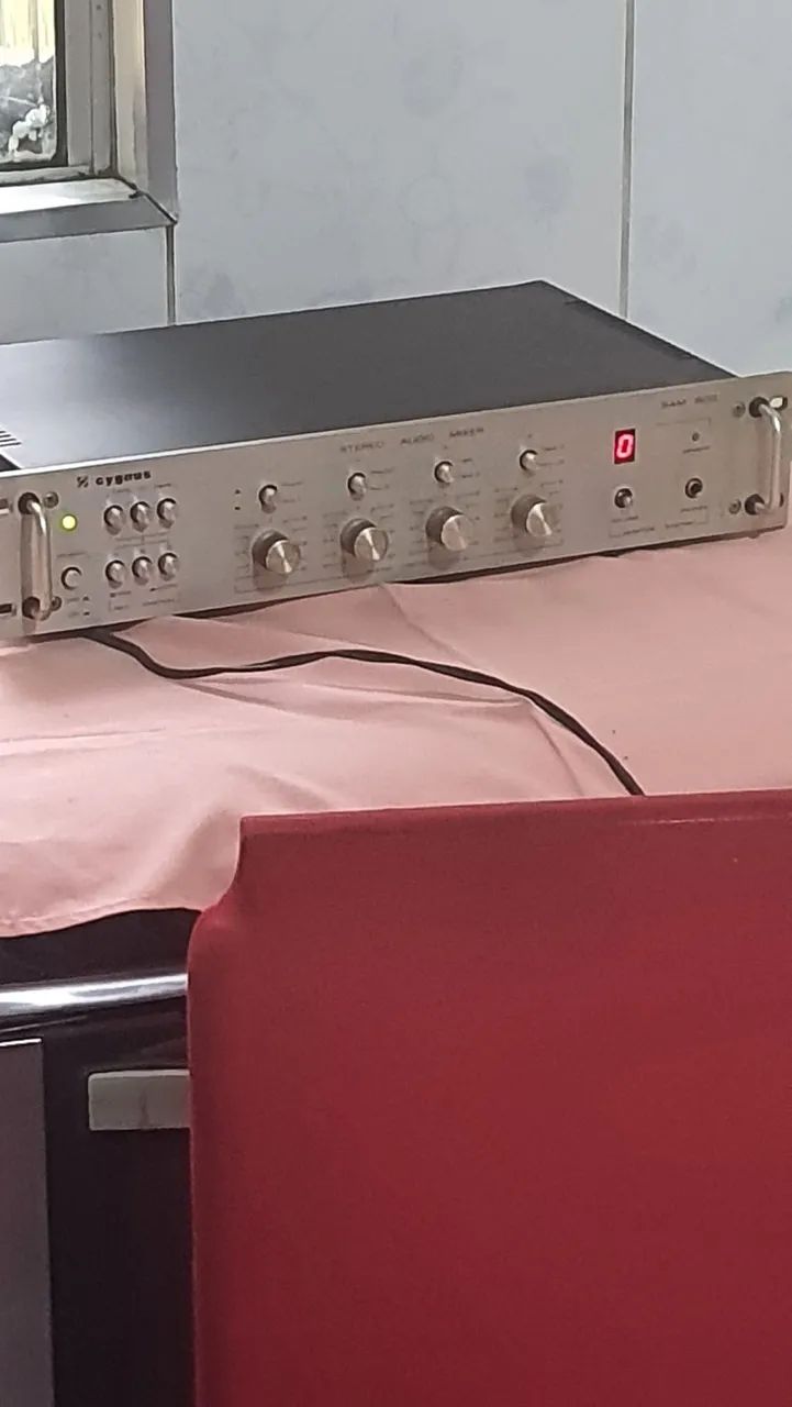 Mixer Cygnus SAM 800 - Aparelhos de Som - Balneário Mar Paulista, São Paulo 1411813358 | OLX