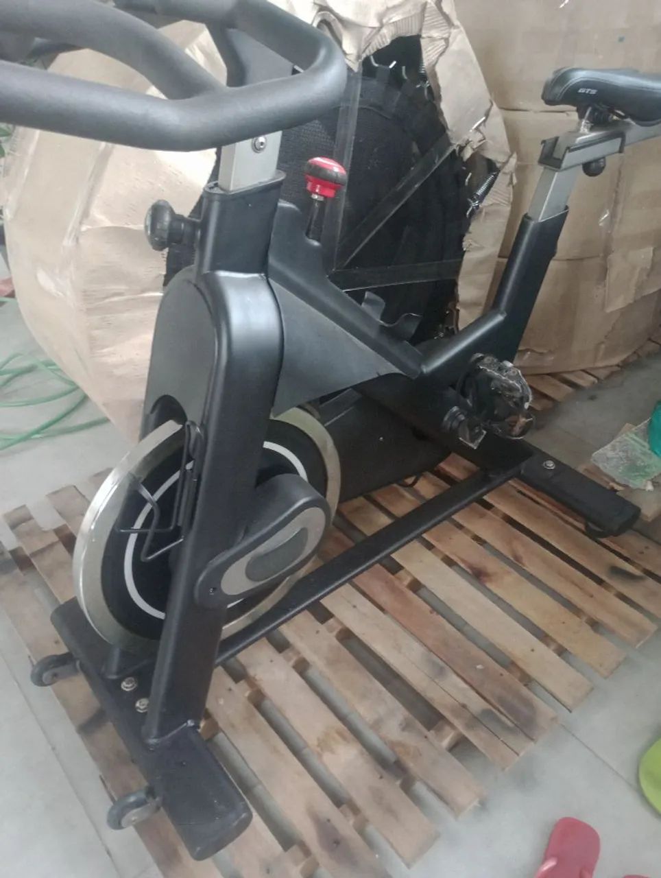 Bike spinning Tomahawk - Academia e Exercícios - Jardim Alvorada, Nova ...