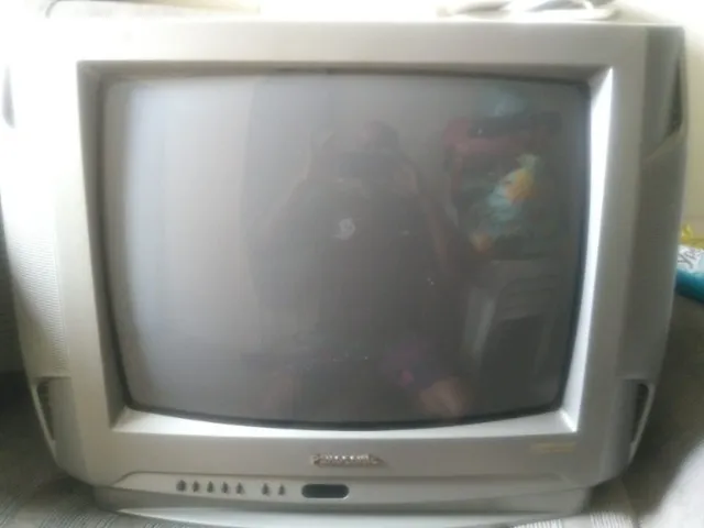 "tv de tubo" - TVs no Brasil