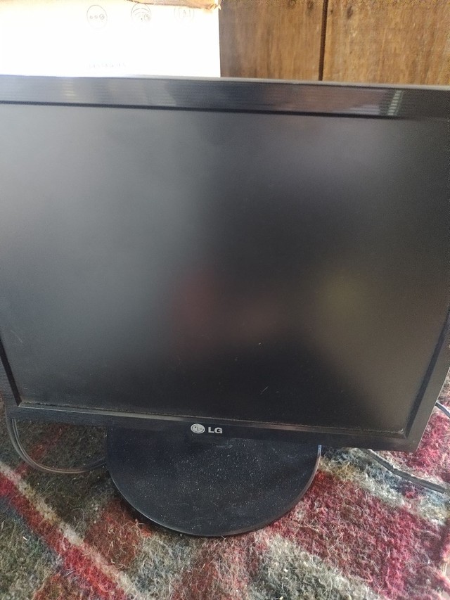 Monitor de 14 polegadas | +1592 anúncios na OLX Brasil