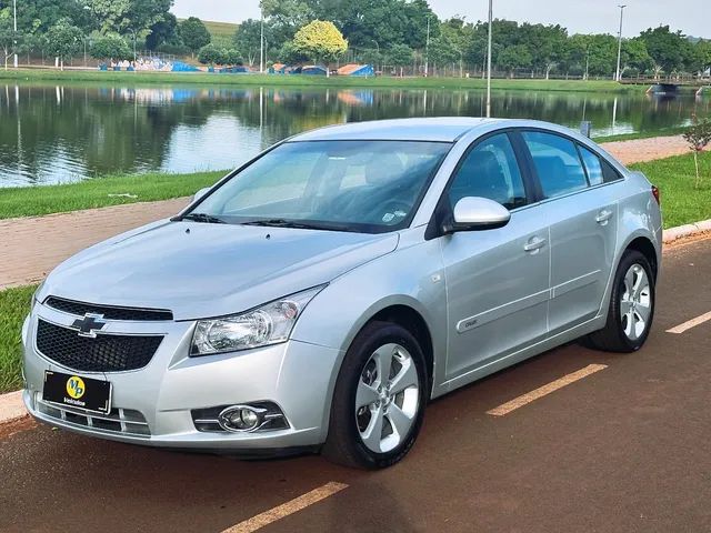 CHEVROLET CRUZE 2013 Usados e Novos