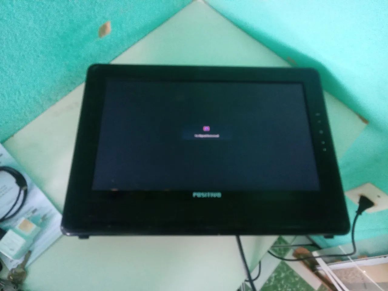 Monitor. Positivo. De. 15. Polegadas. Funcionando. Leia. - Monitores ...