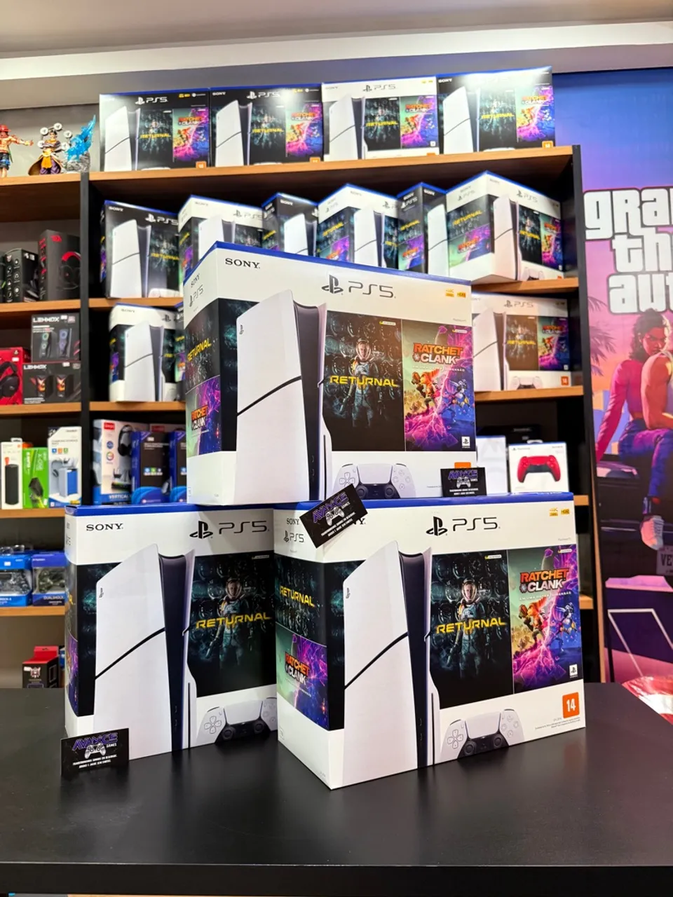 "ps5 slim" - Consoles de Vídeo Game no Brasil