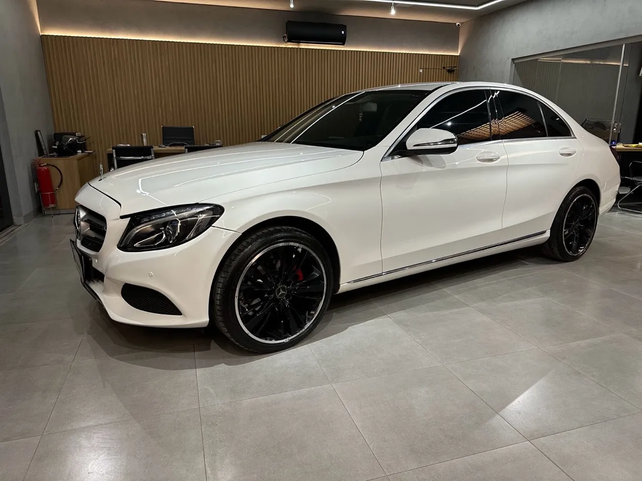 MERCEDES-BENZ C-180 Usados e Novos