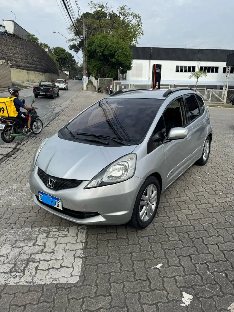 Carros 2010 Usados e Novos à venda