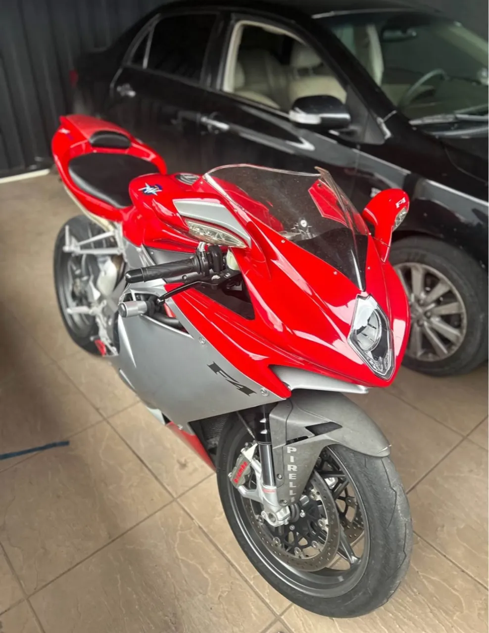 Motos MV AGUSTA F4 no Brasil