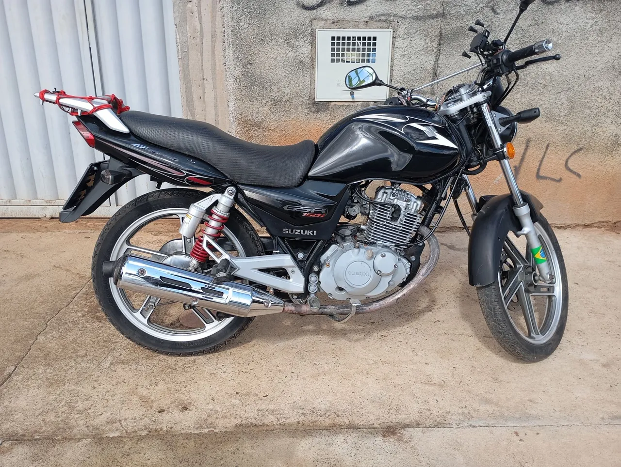 Motos SUZUKI GSR 2016 no Brasil