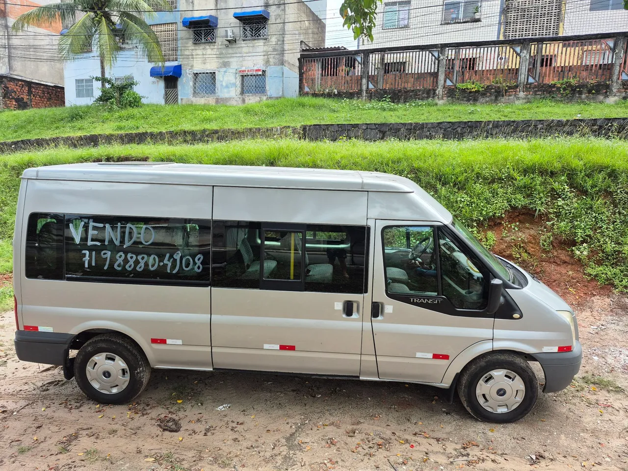"carro van" - Carros Usados e Novos à venda
